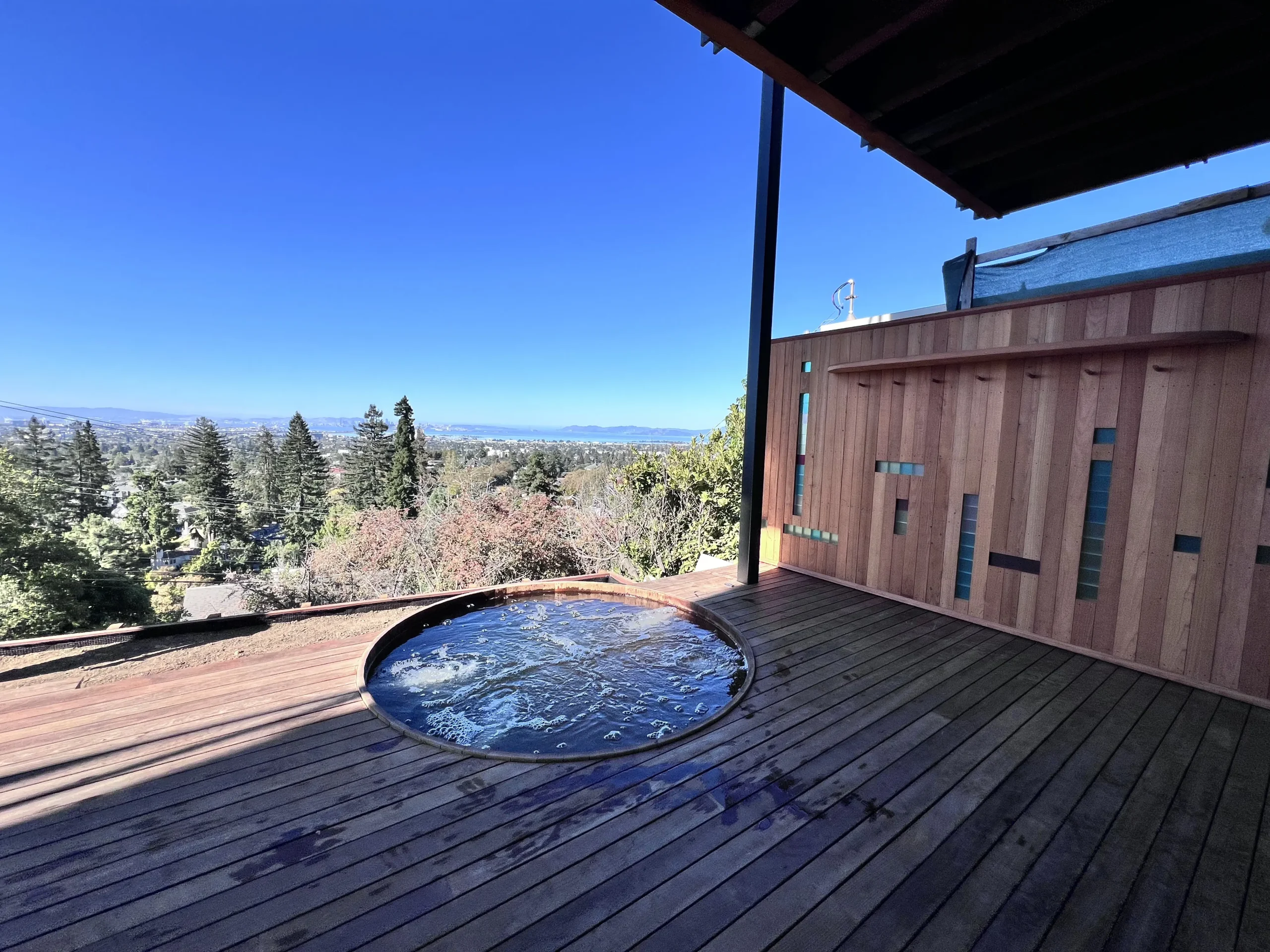 Wood Barrel Style Hot Tubs - Sullivan Waterworks